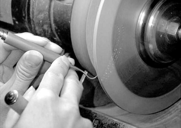 About our company - American Eagle Instruments